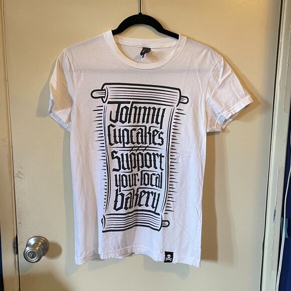 Johnny Cupcakes | Tops | Johnny Cupcakes Support Your Local Bakery ...